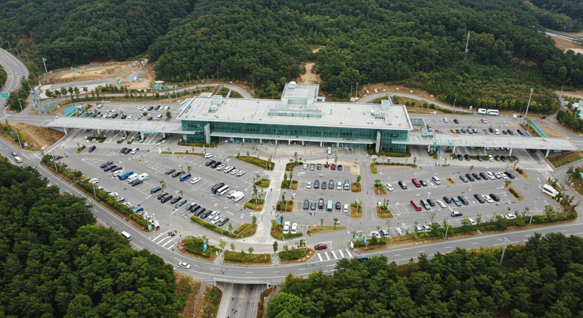 Beyond the Pit Stop: Why Korea's Highway Rest Areas Are a Must-Visit!